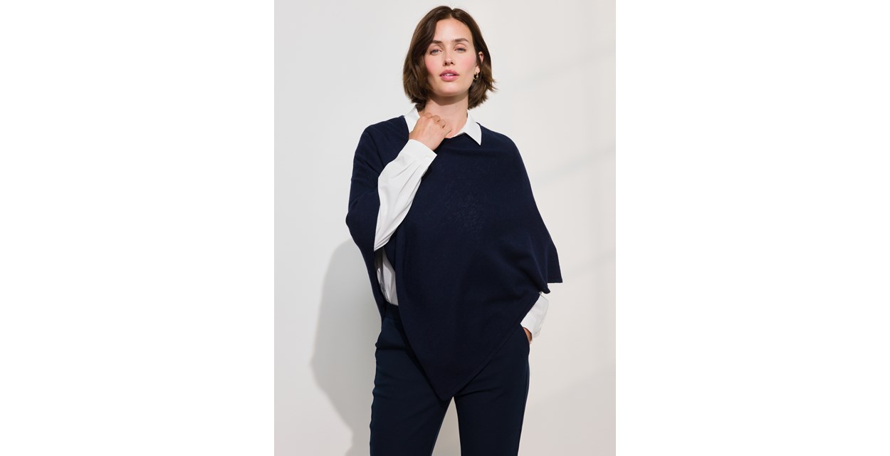 Olea poncho i merinoblanding Navy Blazer | MATCH nettbutikk