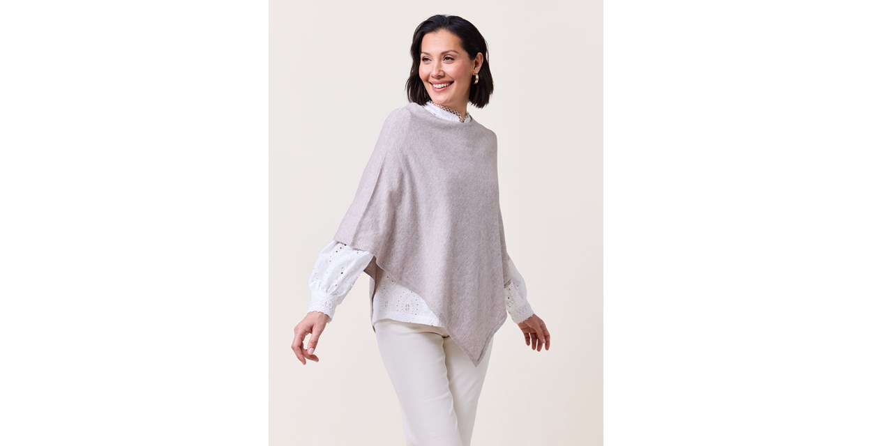 Olea poncho Sand Melange | MATCH nettbutikk